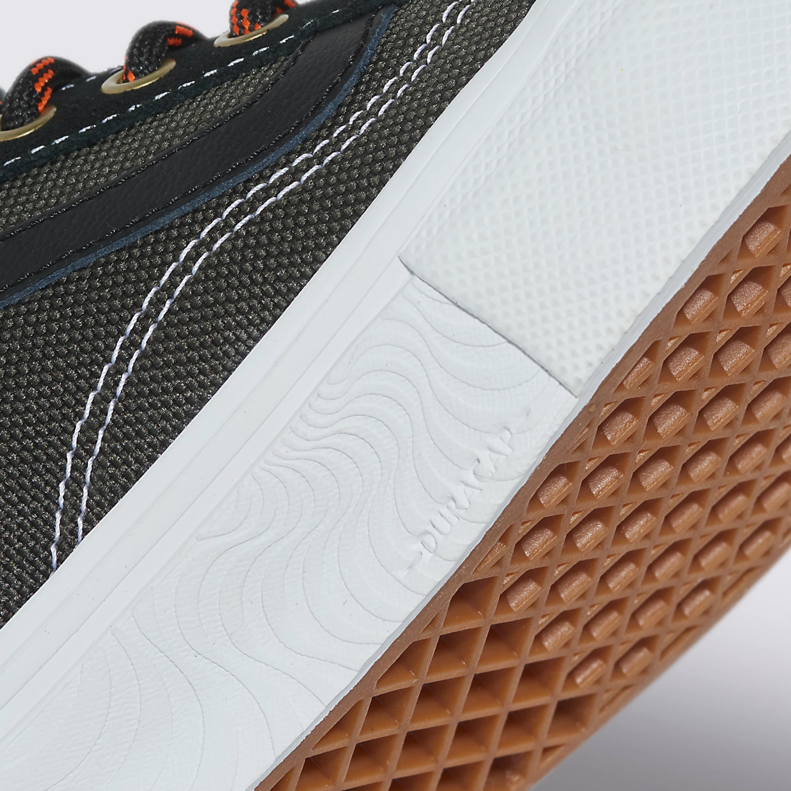VANS X SPITFIRE SKATE OLD SKOOL BLACK / FLAME– Bluetile Skateboards